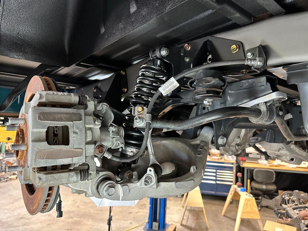 S-550 rear suspension coilover mounting kit – Range Industries