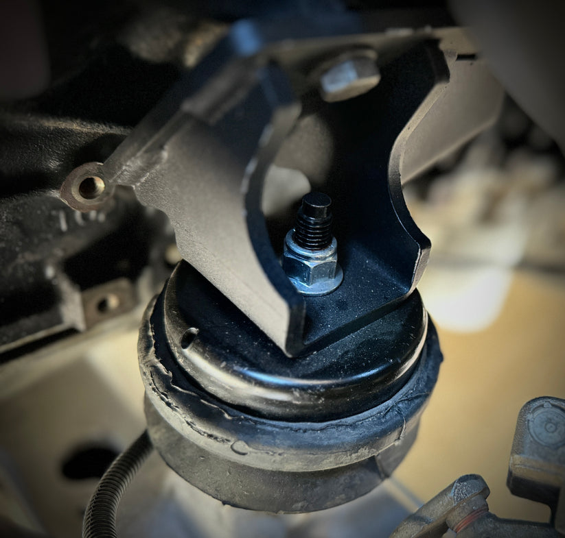 Crown Victoria Front Clip to LS Engine Mounts – Range Industries