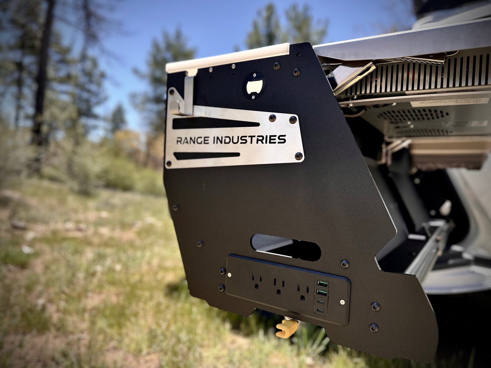 Rivian R1T Compatible Camp Kitchen – Range Industries