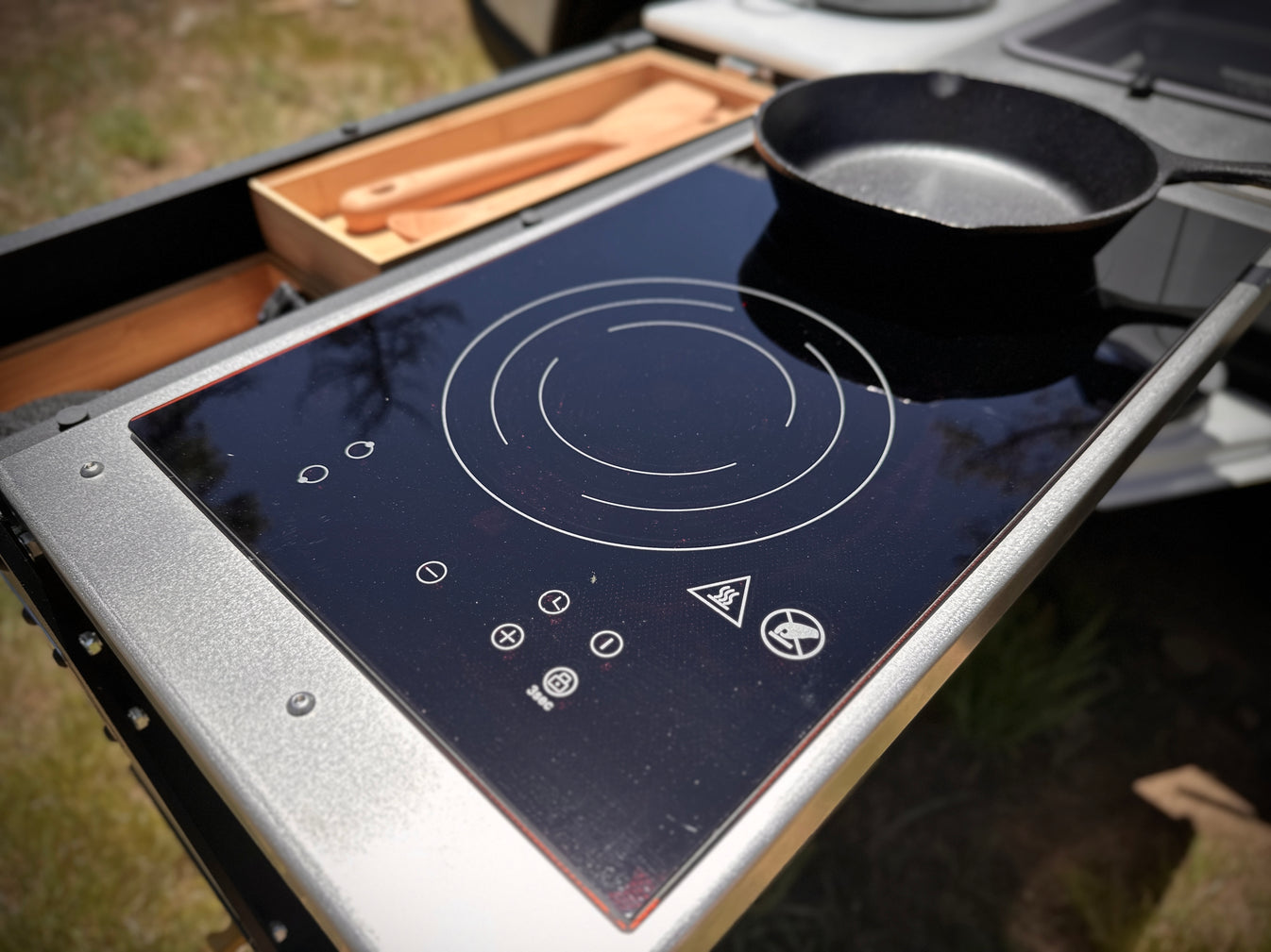 Rivian R1T Compatible Camp Kitchen – Range Industries