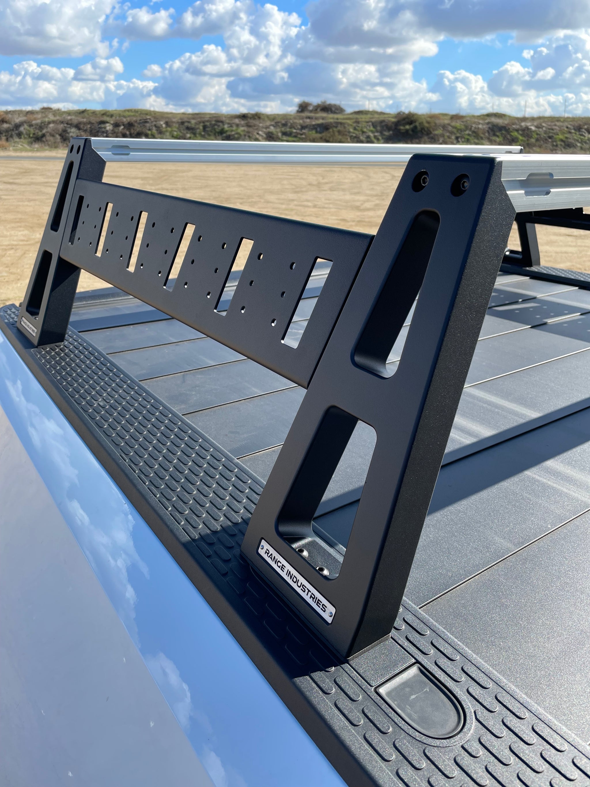 Rivian R1T Sierra Rack System – Range Industries